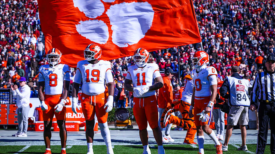 Next man up: Clemson defensive line auditions begin in New York