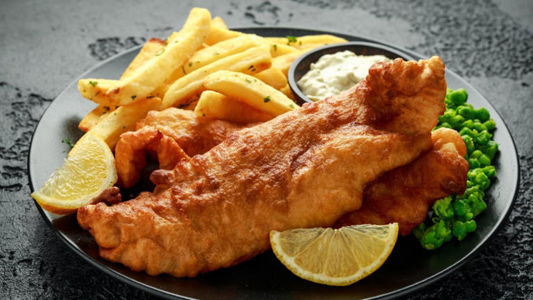 Once-popular fast-food chain, Arthur Treacher's, closed over 800 ...