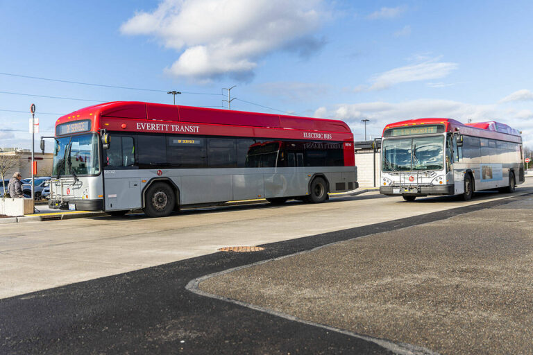 Everett opens rebuilt, relocated Mall Station