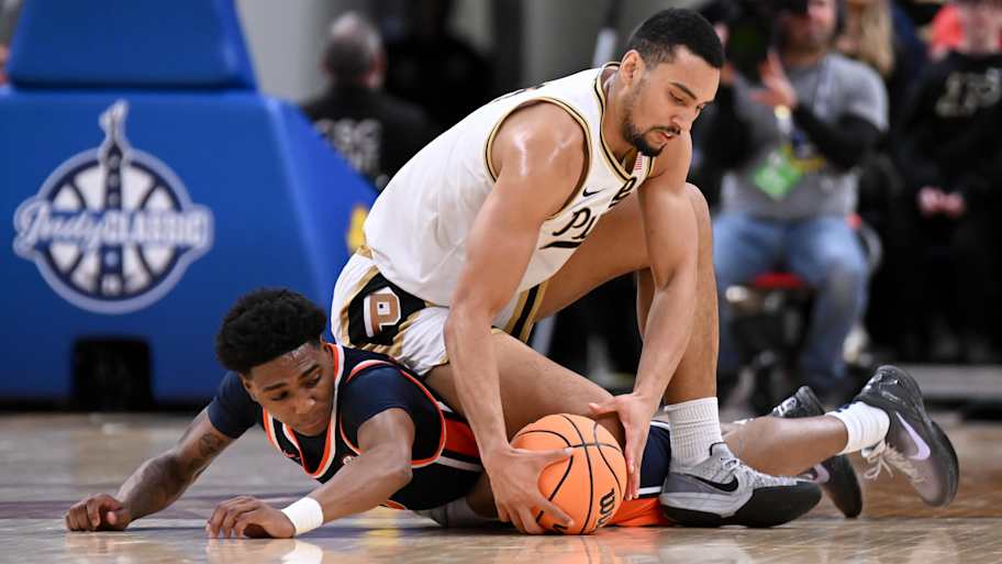 Auburn drops out of AP basketball top 25