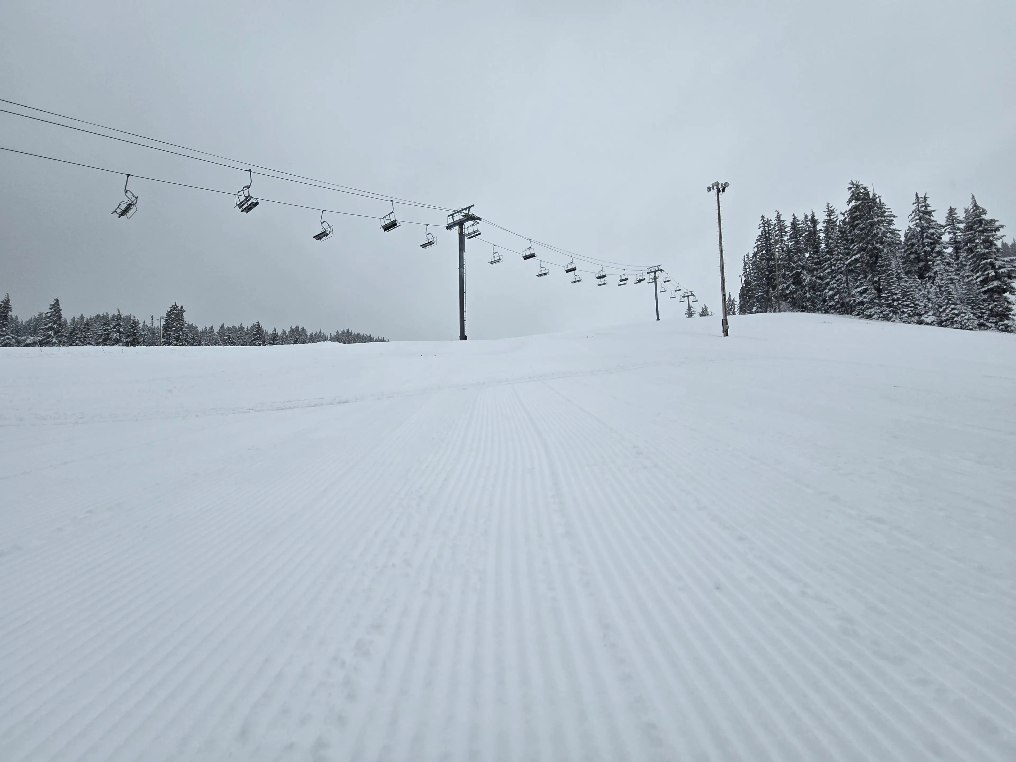 Mt. Bachelor, Mt. Hood Meadows, Timberline to open for ski season