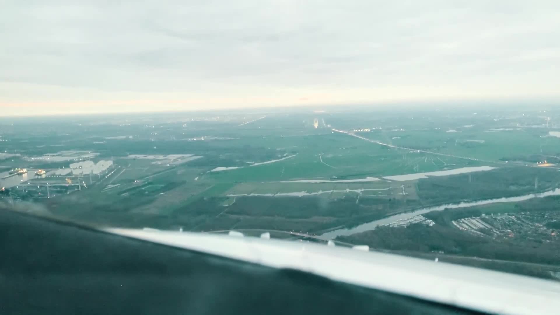 Amsterdam | Cockpit view | Life of an airline pilot