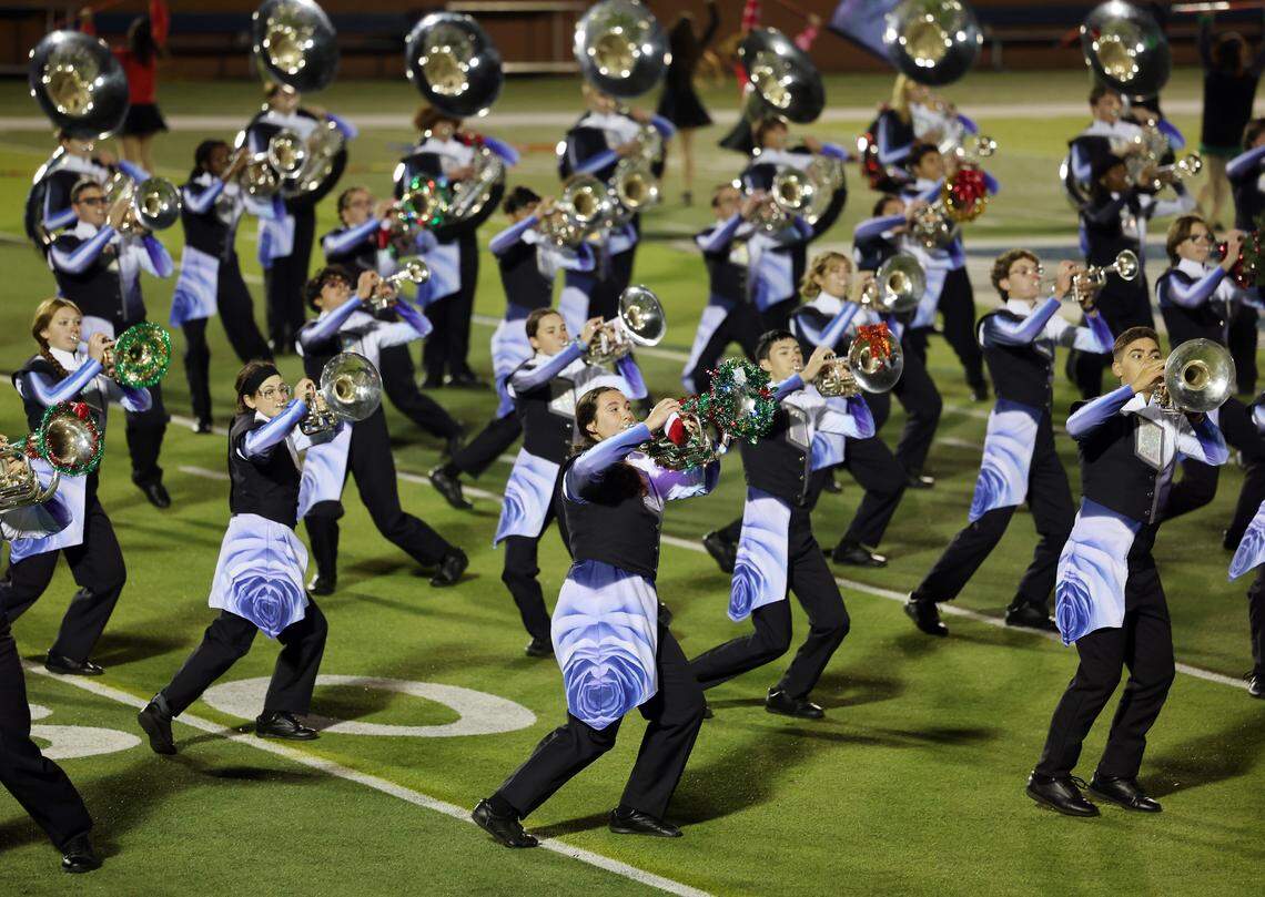 ‘Before we say goodbye': Clover band marches together one last time to ...