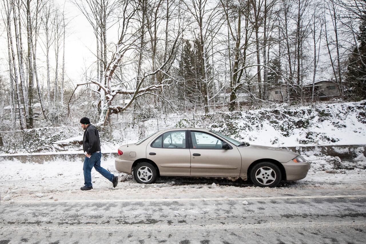 Gusty winds, heavy snowfall and 'bitterly cold air' forecast for parts ...