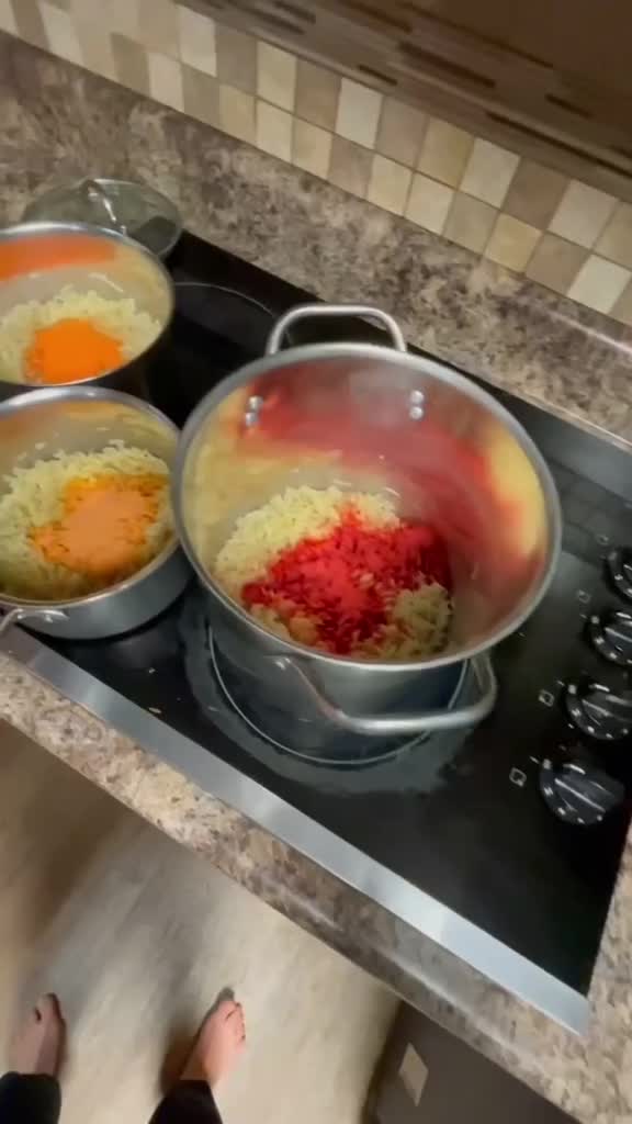 We taste test every Cheetos mac & cheese flavor—here’s the best