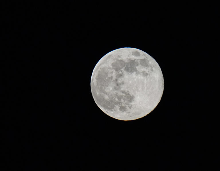 When is the next full moon? First supermoon in California for 2026