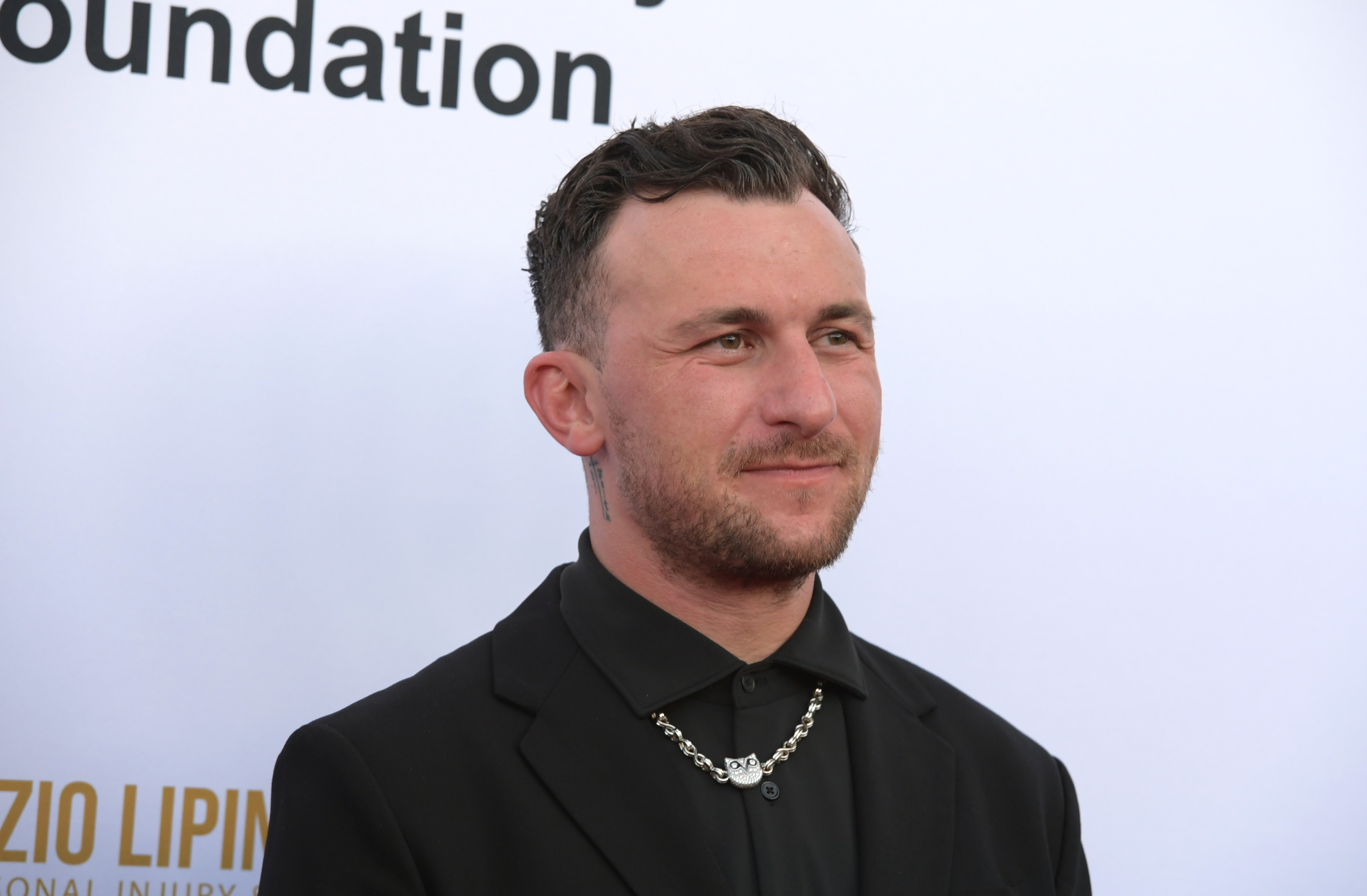 Johnny Manziel issues apology after controversial 'College GameDay ...