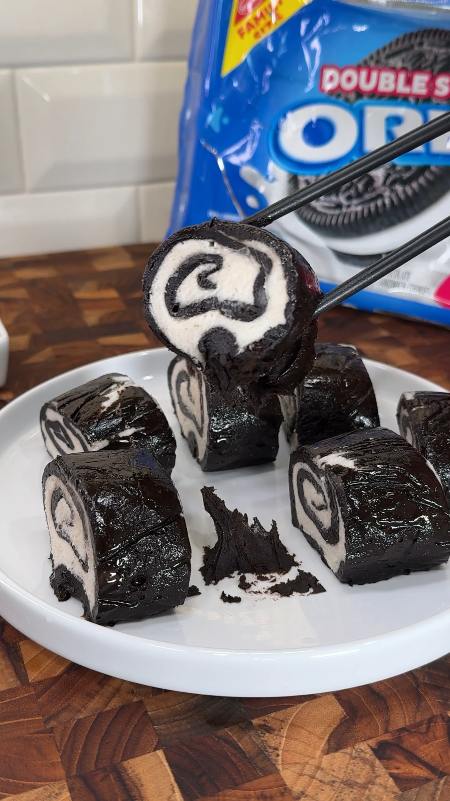 Oreo sushi treat