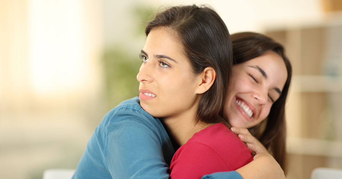 Phrases that fake people use all the time, according to a psychologist