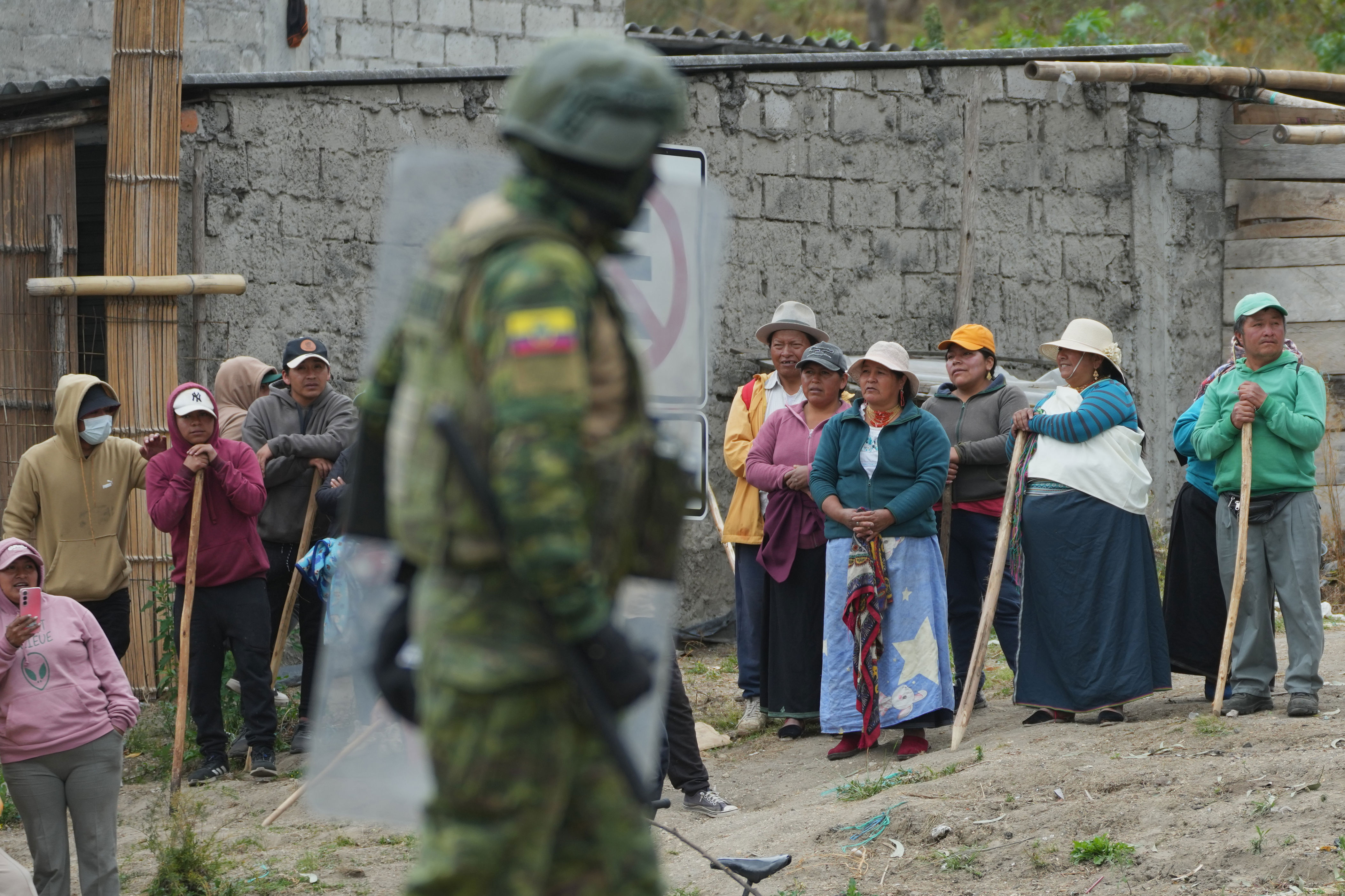 Ecuador soldiers sentenced to 34 years in prison for disappearing children