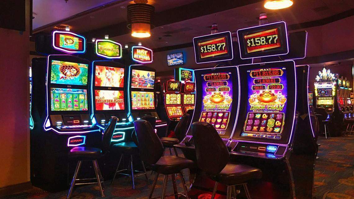 Gambler hits 'miracle' jackpot on 50-cent slot machine, California ...