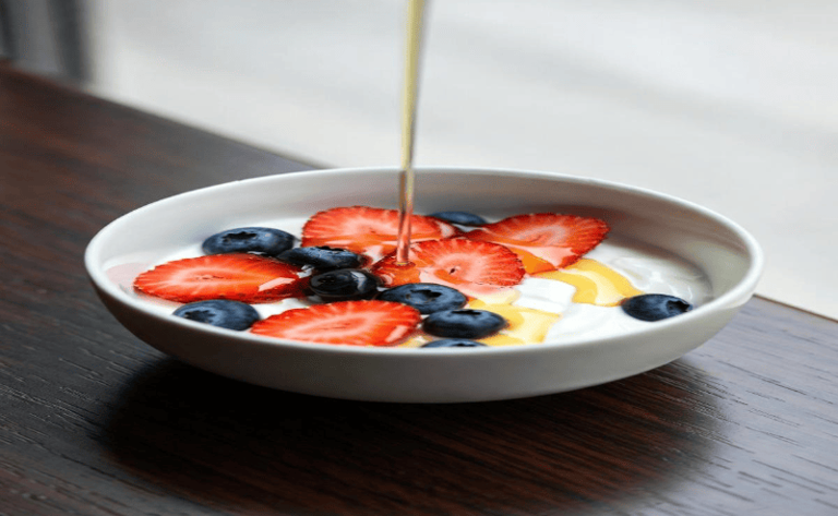 The best time to eat yoghurt, according to experts and why timing ...