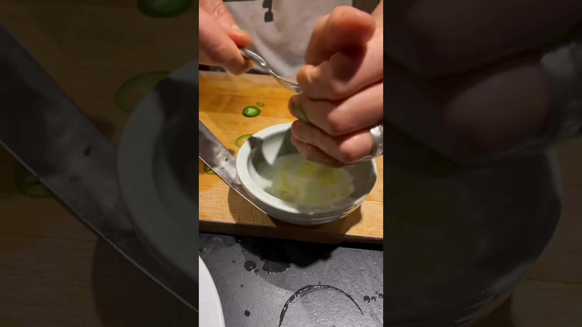 Iron Chef dad’s epic salmon sashimi challenge!🍣