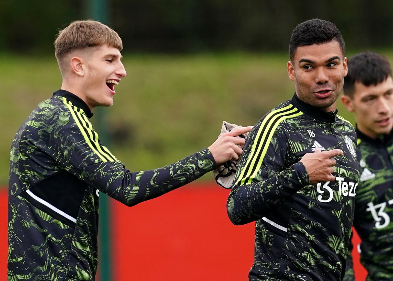 Rhys Bennett urges people not to struggle in silence after father’s suicide