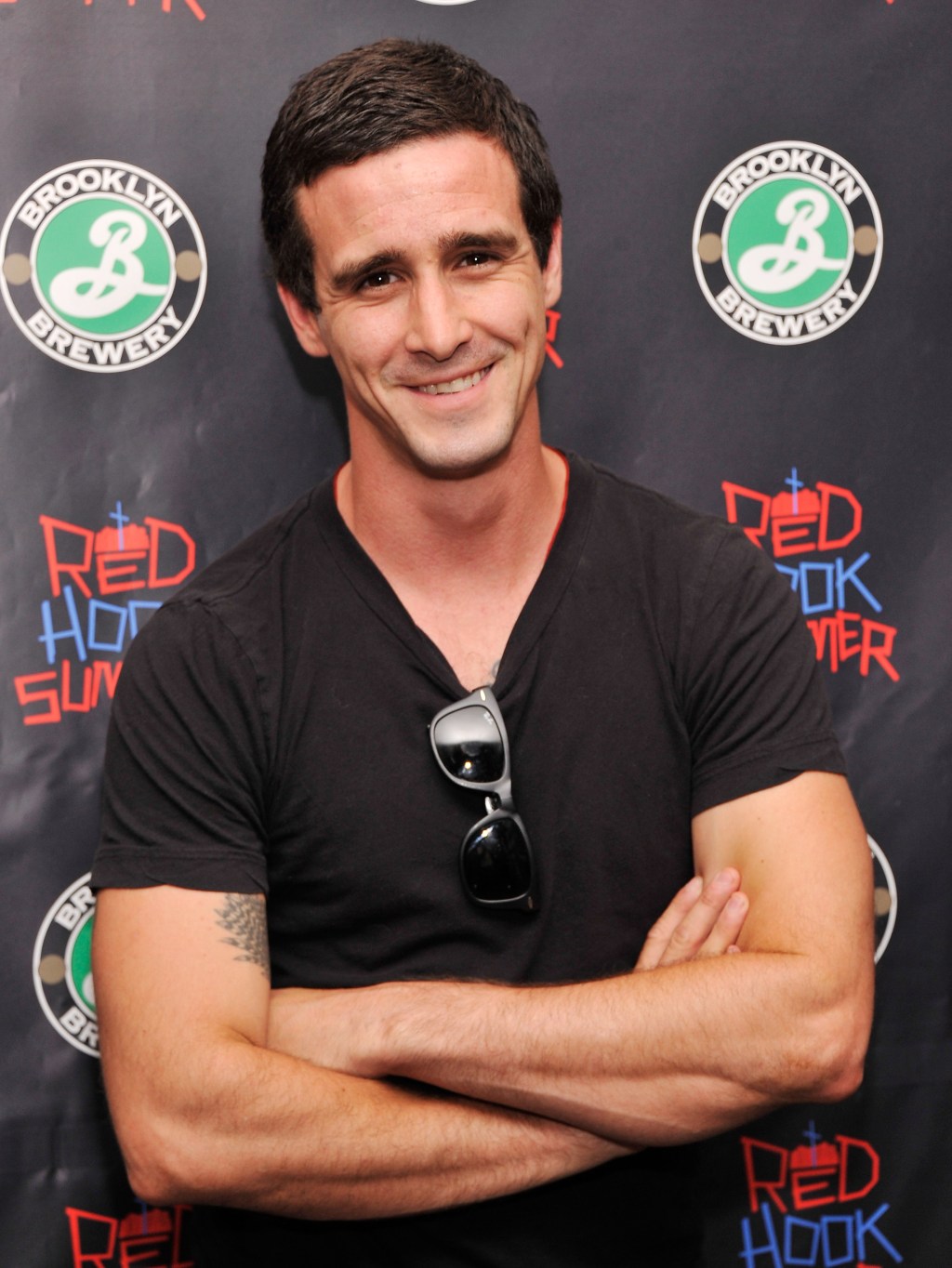 James Ransone poses with 'Poker Face' star Natasha Lyonne in final ...