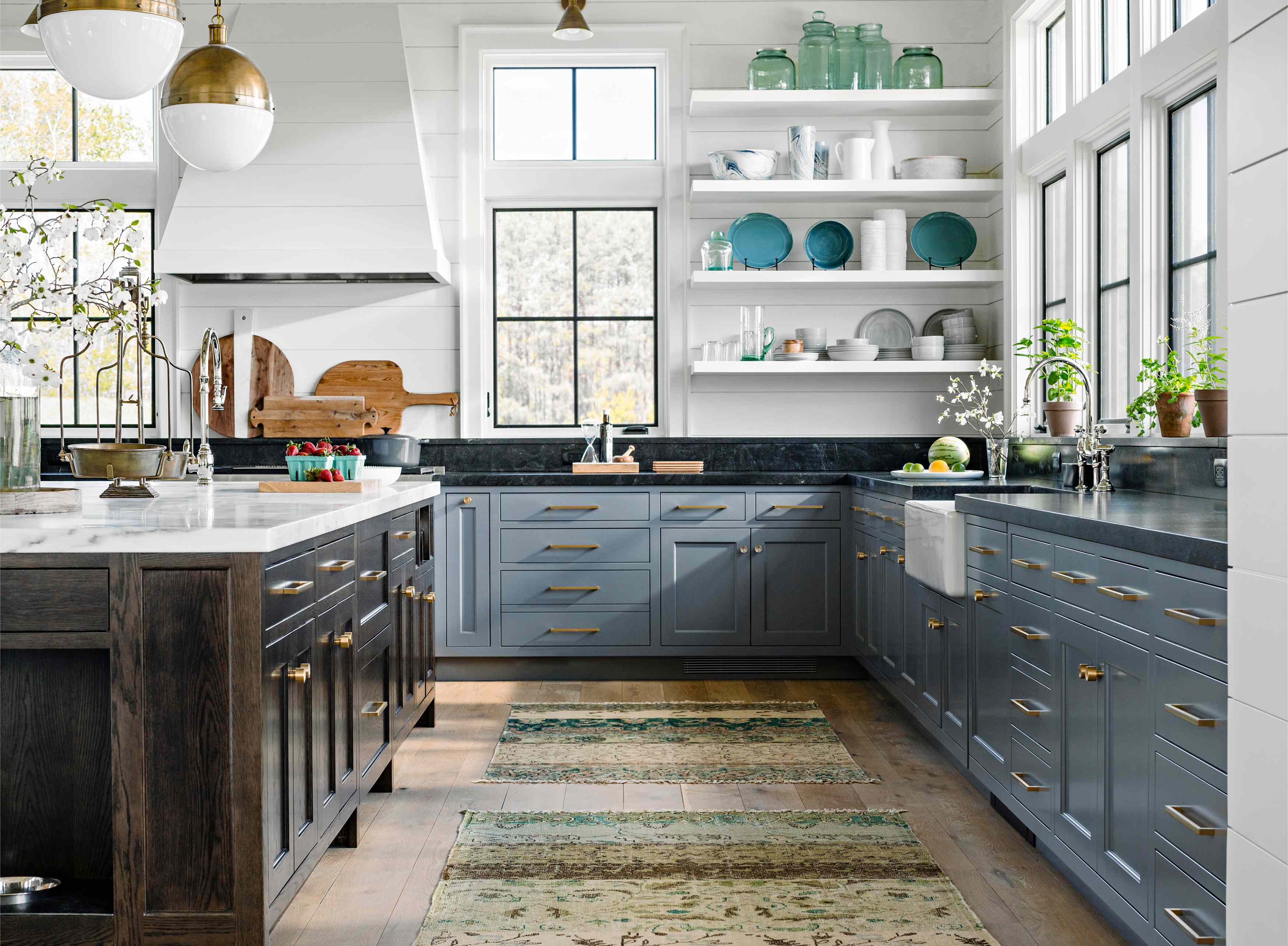 5 paint color trends designers are begging you to leave in 2025