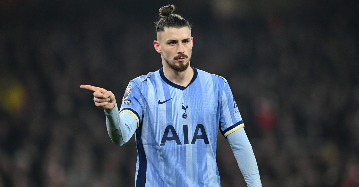 Calciomercato Roma, spunta la pista Dragusin per la difesa. Su di lui ...