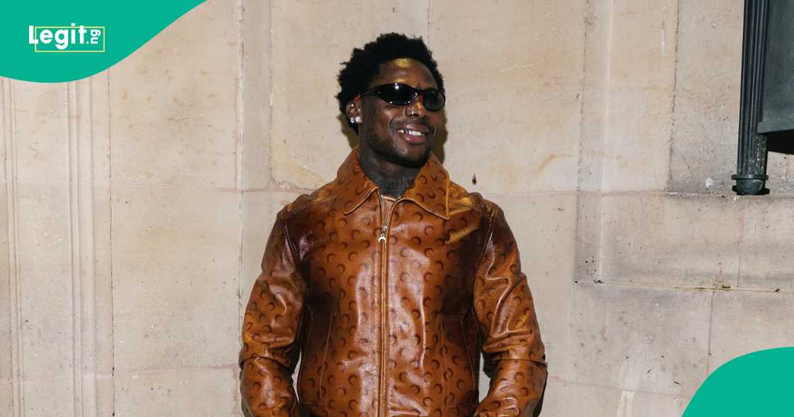 Olu Omo Eyo: Video as Asake joins white masquerades in Lagos ahead of ...