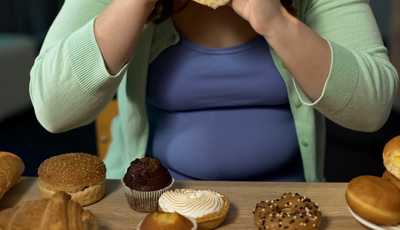 7 big signs of food addiction you should never ignore