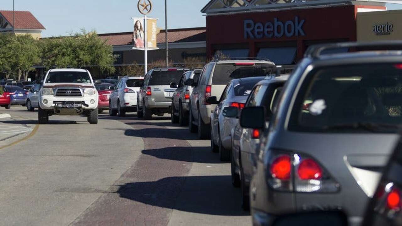 Tanger Outlets, Kohl's, more retailers to offer extended holiday hours ...