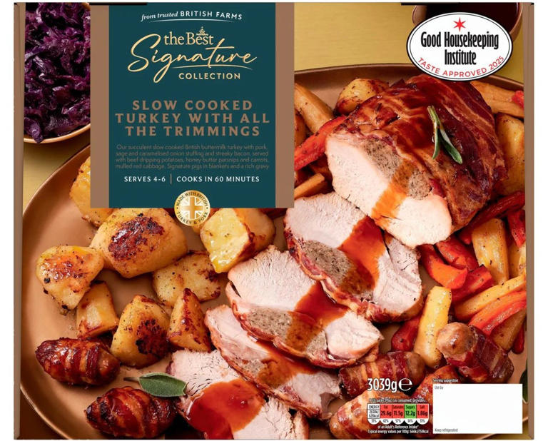 Iceland's £25 Christmas dinner box wins hearts