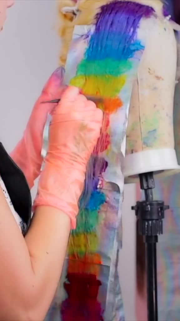 How to get bold hair color without breaking the rules