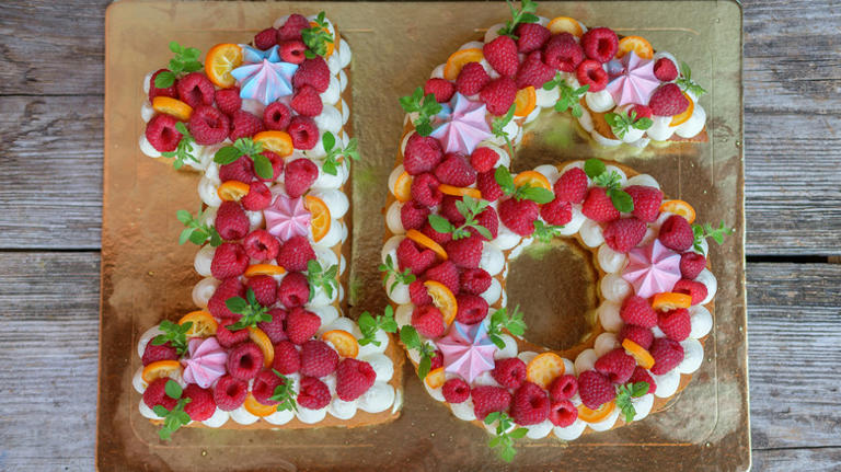 The easiest way to make a stunning number 'cake' for a birthday