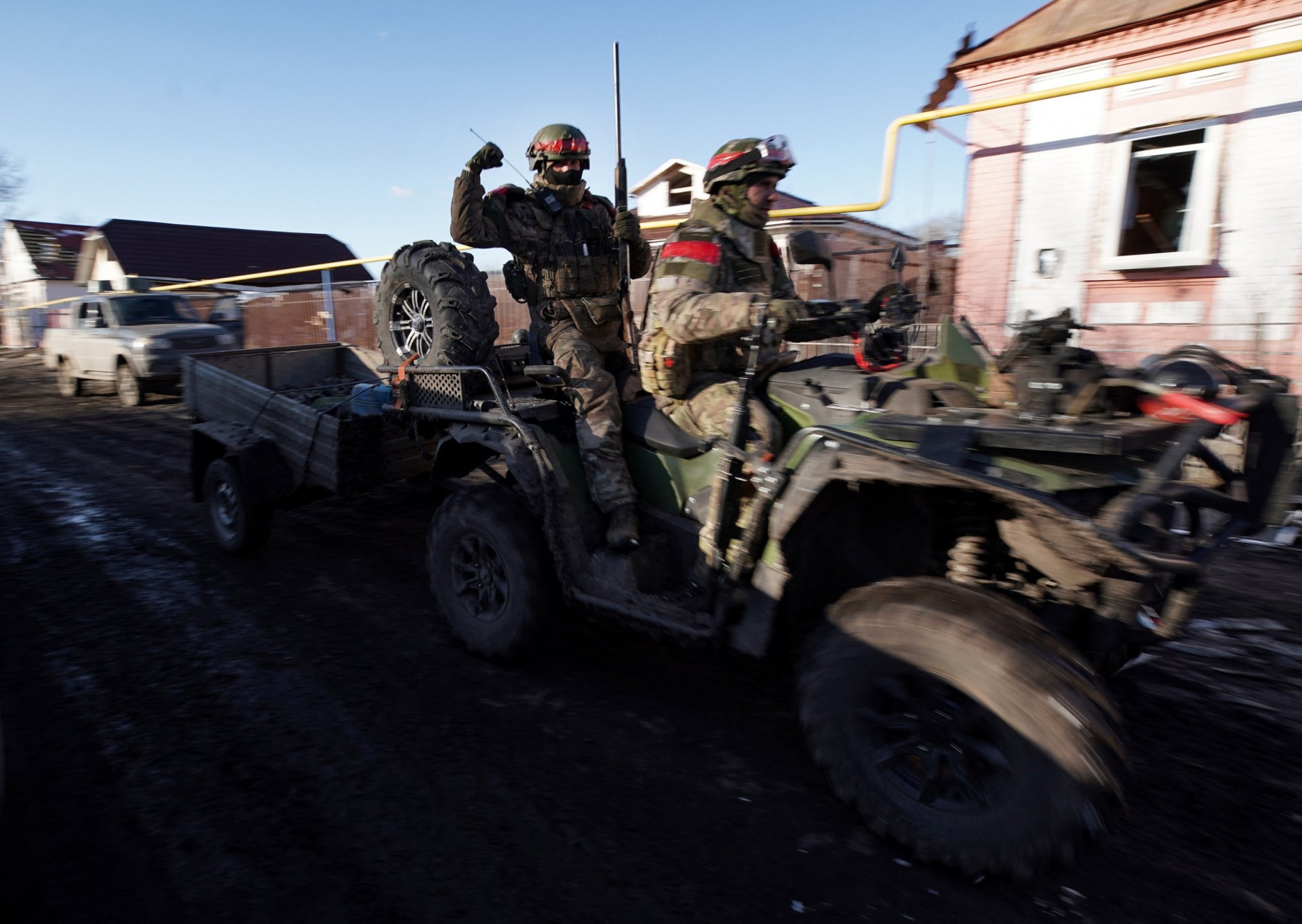 Russians 'kidnap' 50 civilians in 'medieval' raid