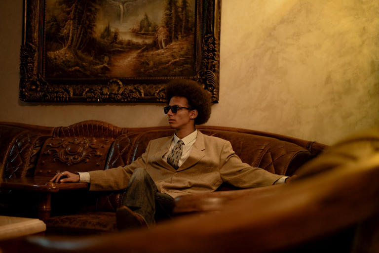 Old money aesthetic vs new luxury fashion: Key differences shaping ...