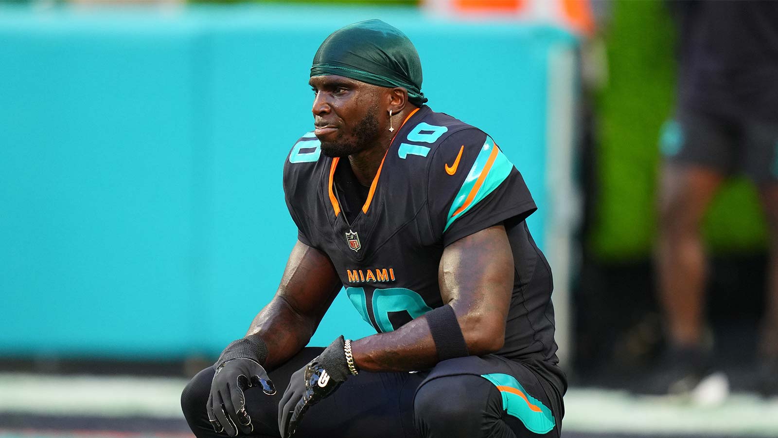 Dolphins’ Tyreek Hill ducks out with The Office meme amid social media ...