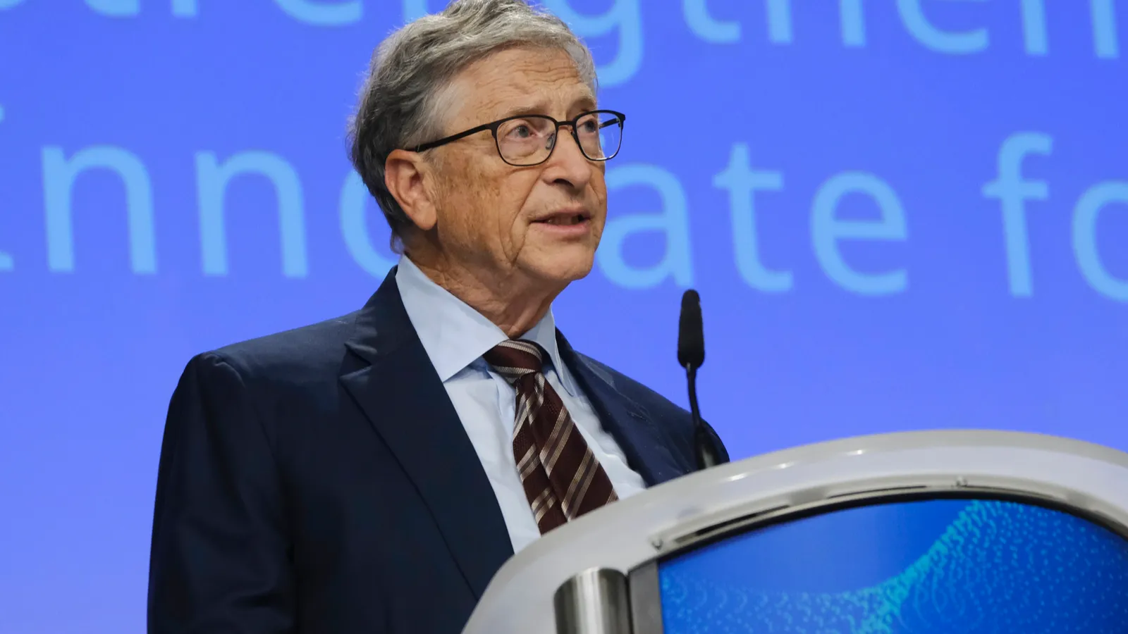 Bill Gates introduces OpenAI alliance focused on health systems