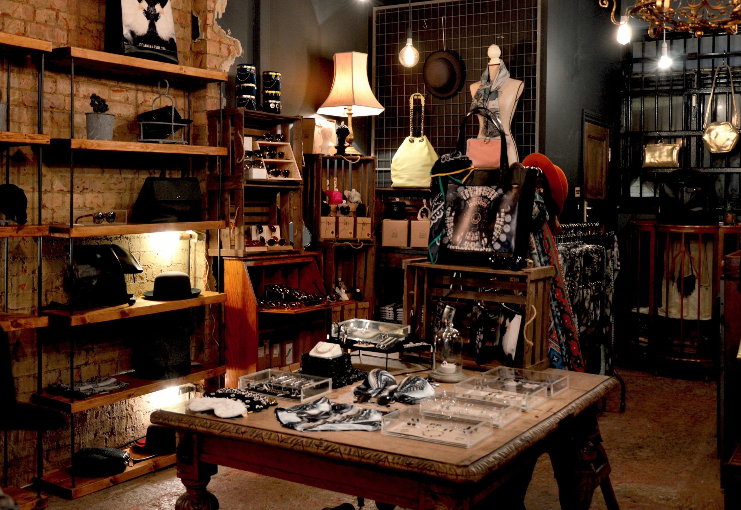 Antique shops worth visiting in your area
