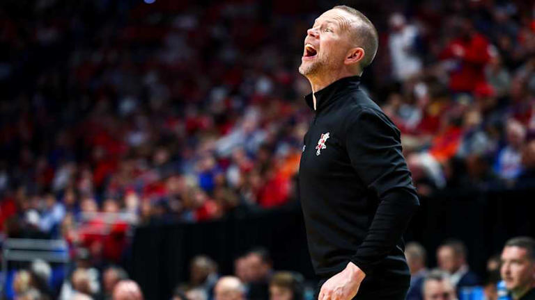 Louisville reaches lowest ranking in latest AP polls as NCAA title odds ...