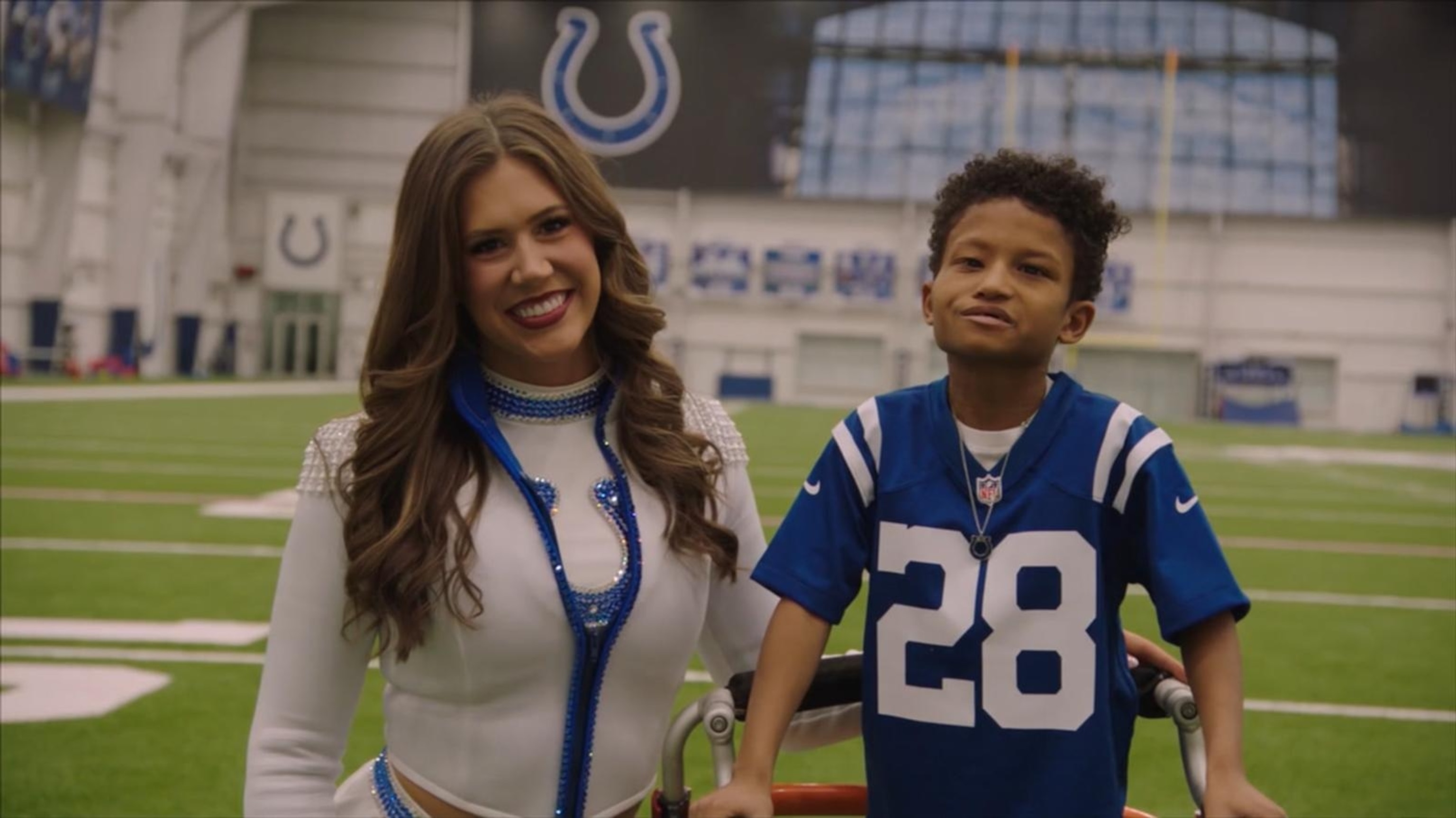 Colts cheerleader shares special connection with 8-year-old boy