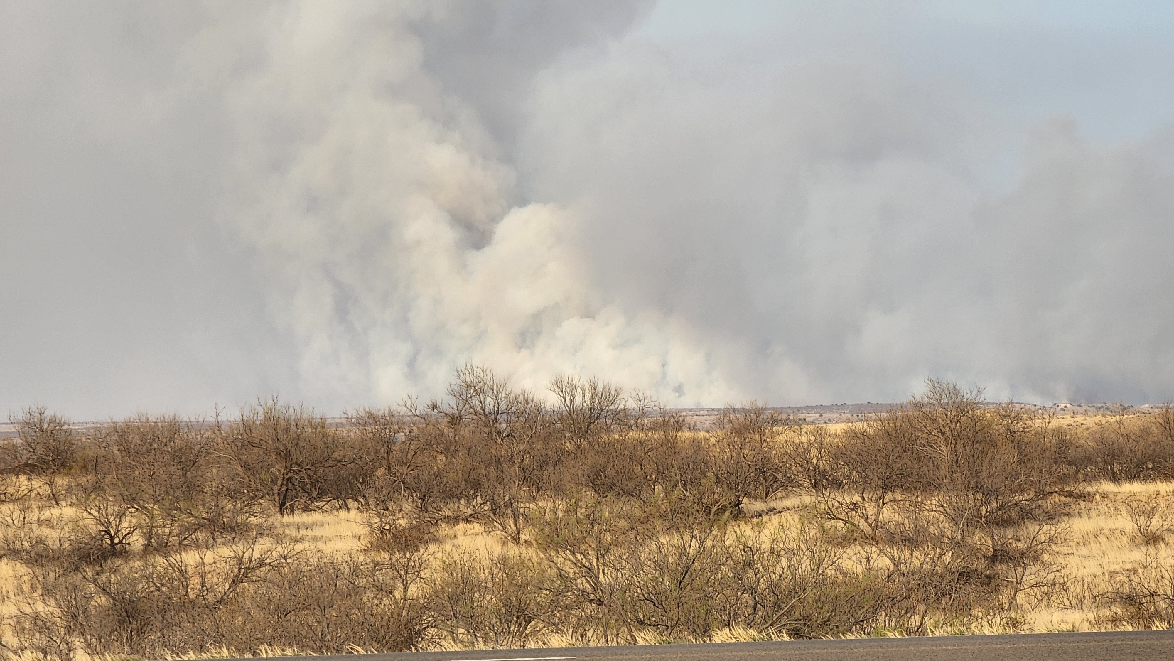 Wildfire risk grows as warm, dry pattern persists