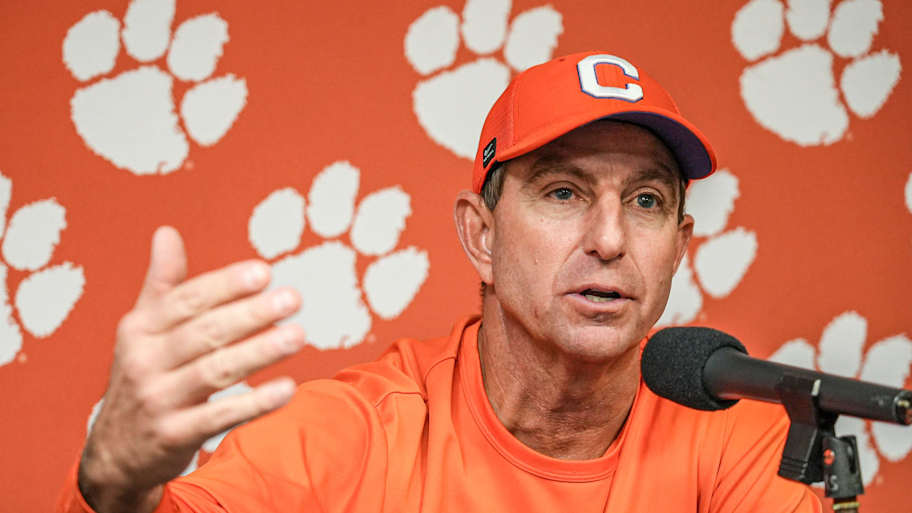 Clemson makes top five for elite 2027 cornerback