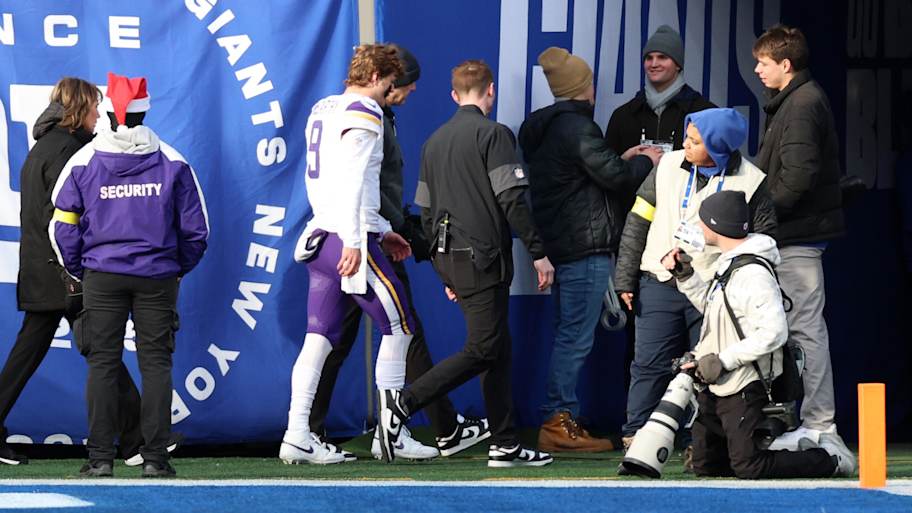 JJ McCarthy's latest hand injury is bad news for Justin Jefferson and ...