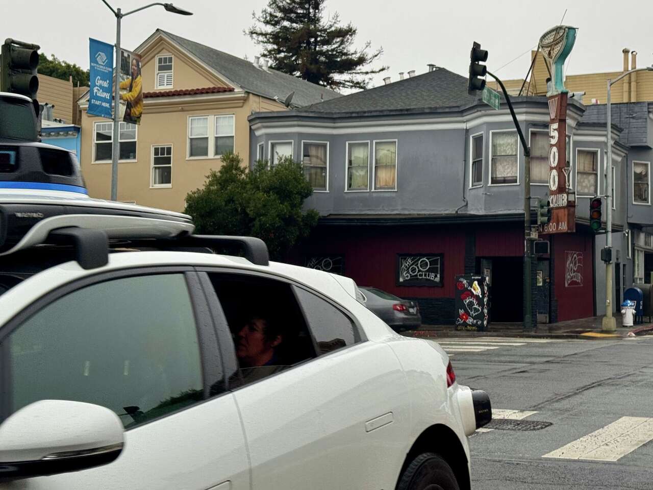 Waymo vehicles froze, blocked traffic during San Francisco power outage