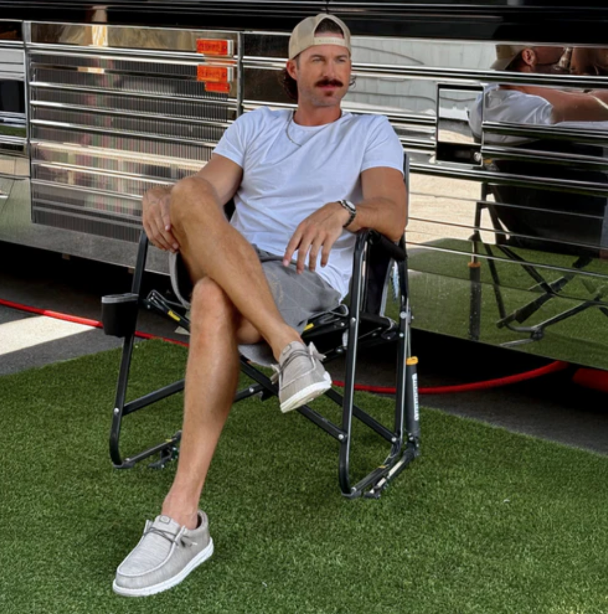 Riley Green shares exactly what's going under his Christmas tree