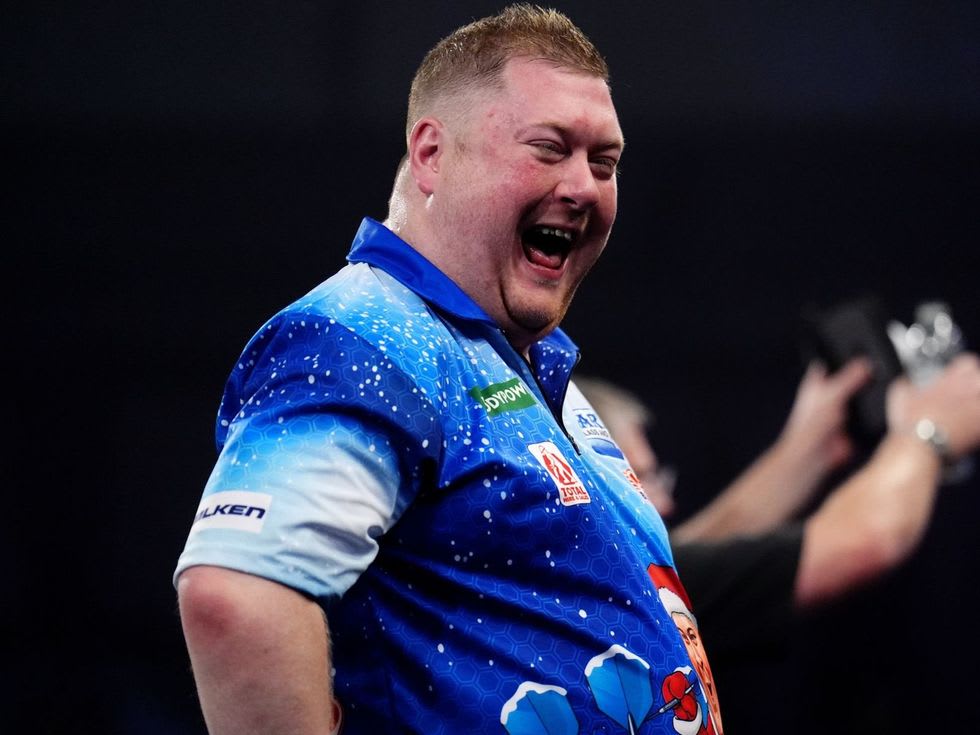 Darts star admits to Christmas dilemma after springing major upset at ...