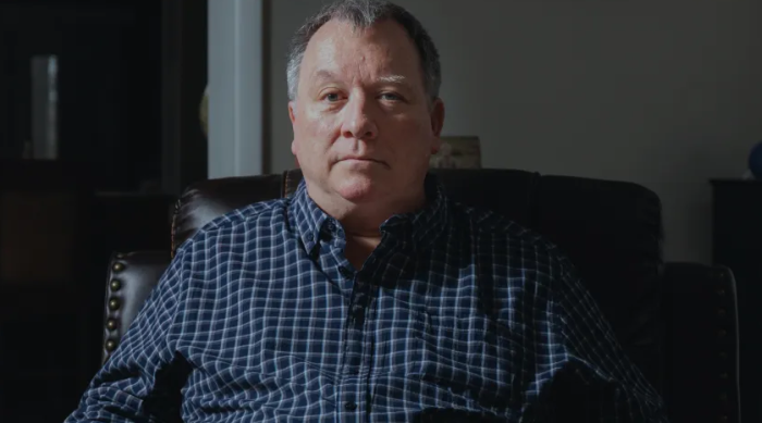 Retired police officer jailed 37 days for Trump meme wins $835K settlement