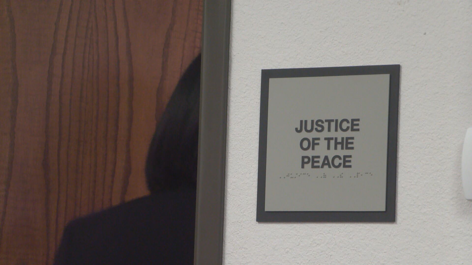 Grayson County Precinct 4 JP Christina Fox awaits hearing on resign-to ...