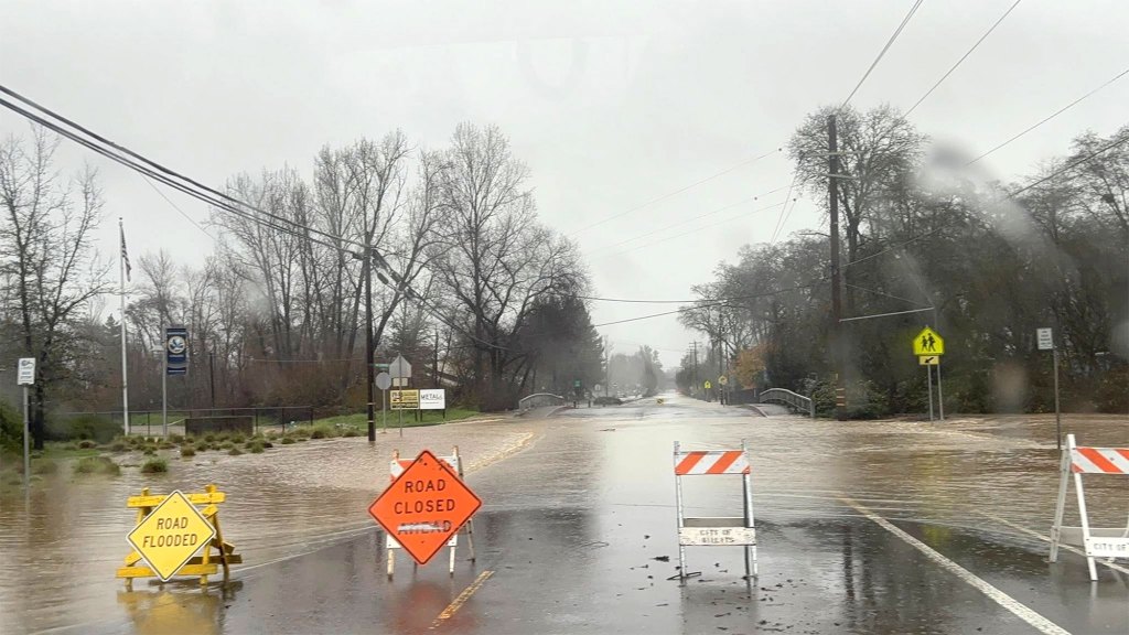Heavy rain, high winds, outages, flash floods - Bay Area could see it ...