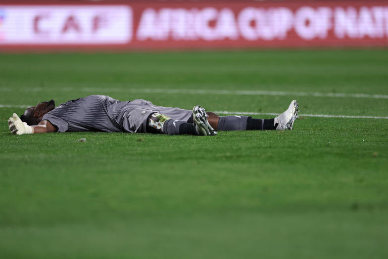 Salah scores late as Egypt come from behind to beat Zimbabwe