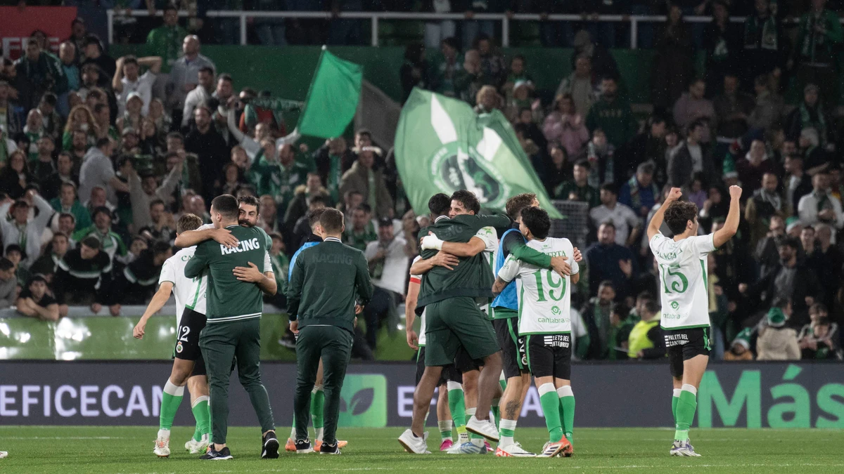 El Racing de Santander se refuerza con un delantero del Athletic