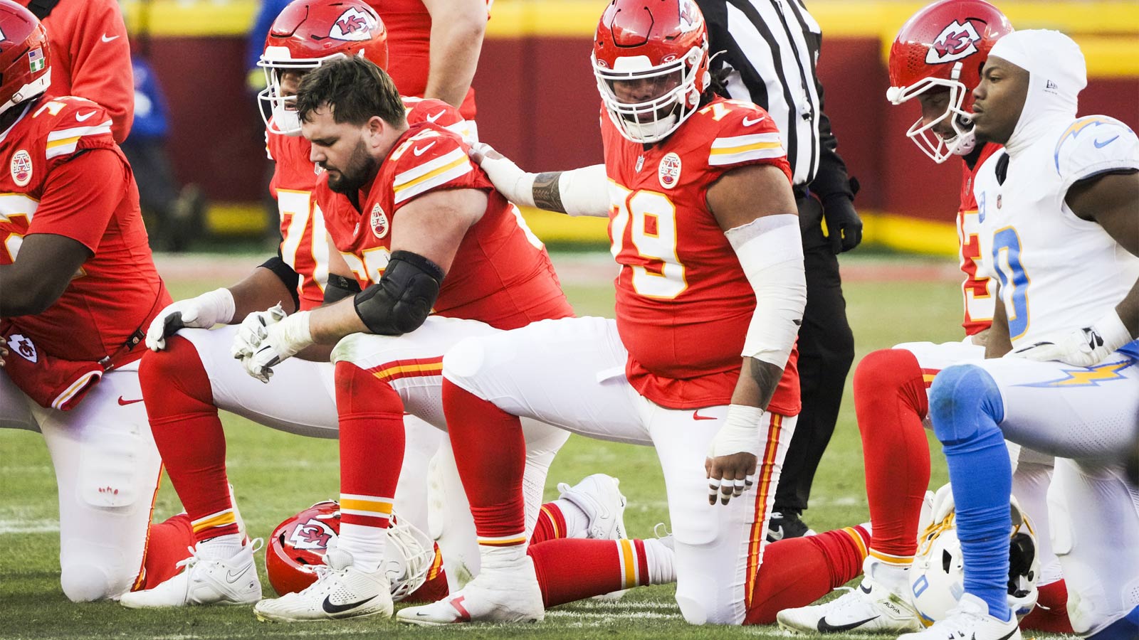 Chiefs signing Bills practice squad QB after Patrick Mahomes, Gardner ...