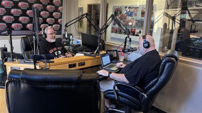 Sports Radio 810 hosts optimistic about Chiefs’ move to Kansas