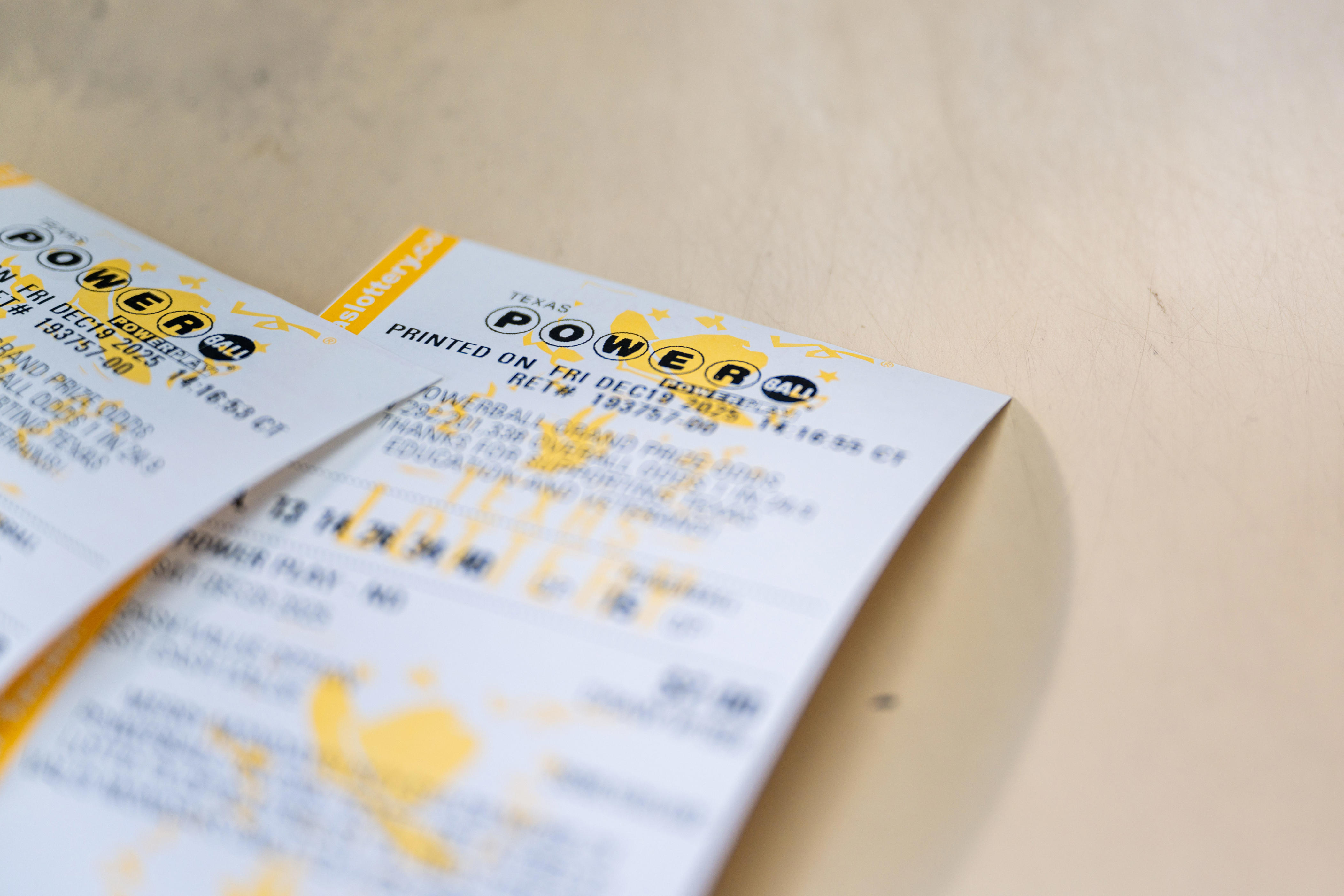 $1.6B Powerball jackpot to be drawn Monday, but the odds still aren't ...