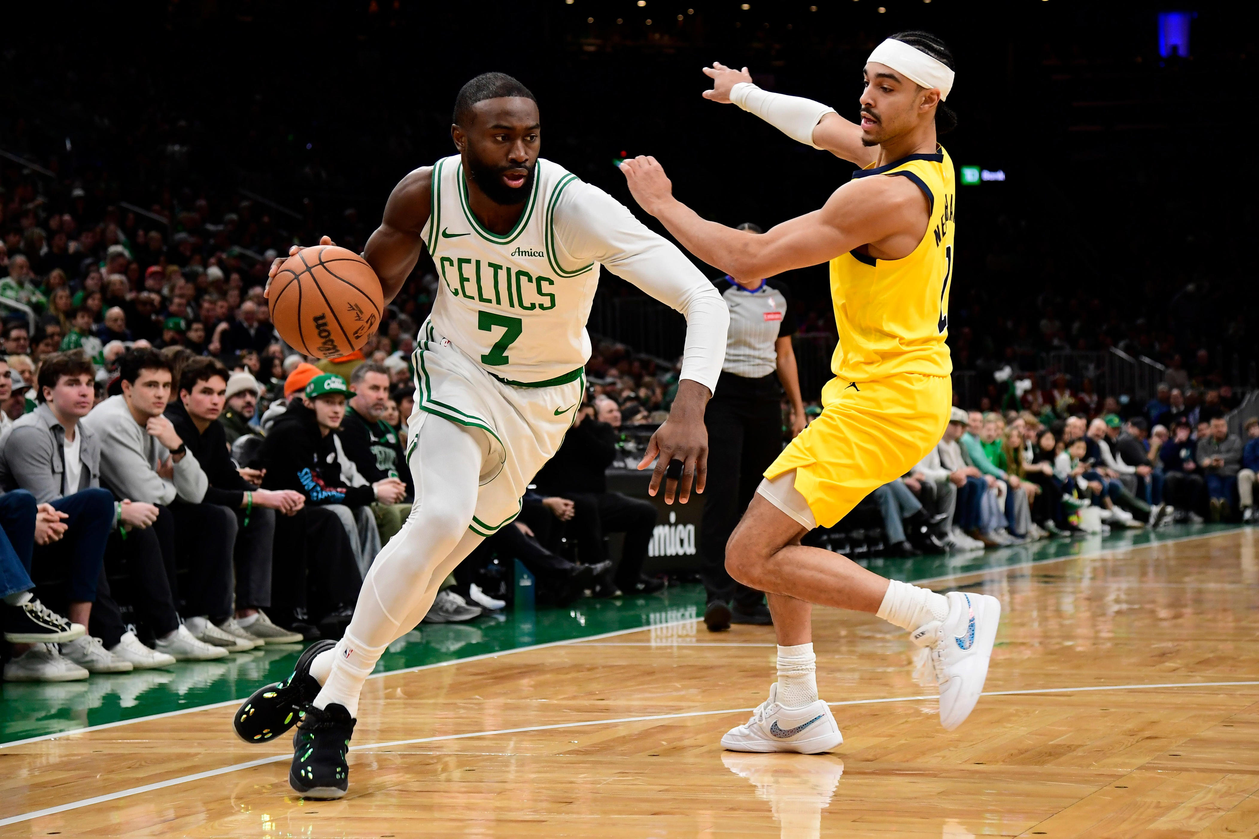 Pacers blow 20-point third-quarter lead to Celtics as shooting craters