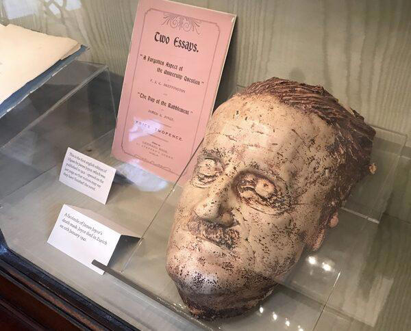 9 weird things to do in Dublin, Ireland